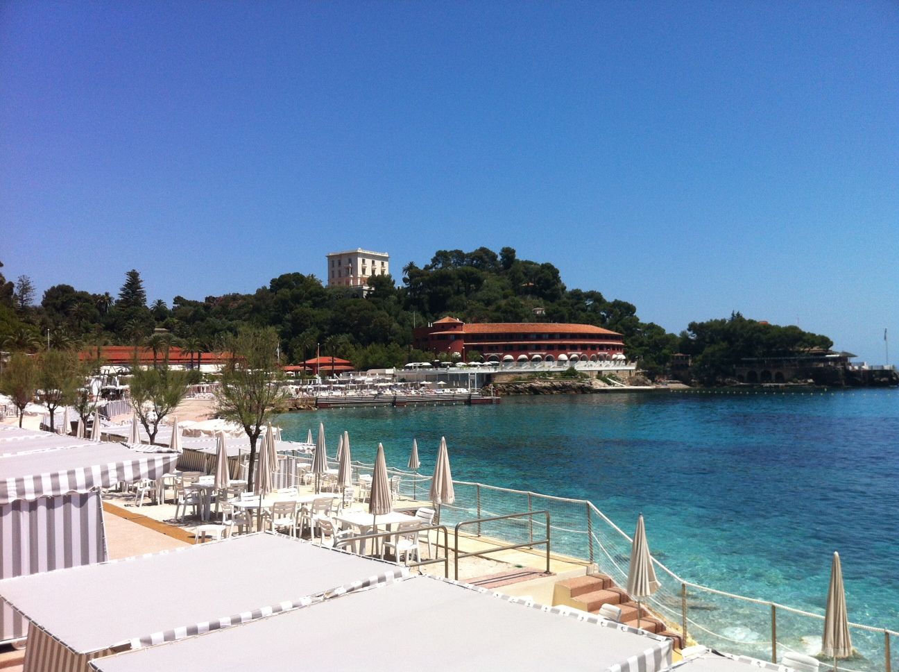 Honeymoon Review: Monte Carlo Beach Hotel, Monaco - The Wedding Edition
