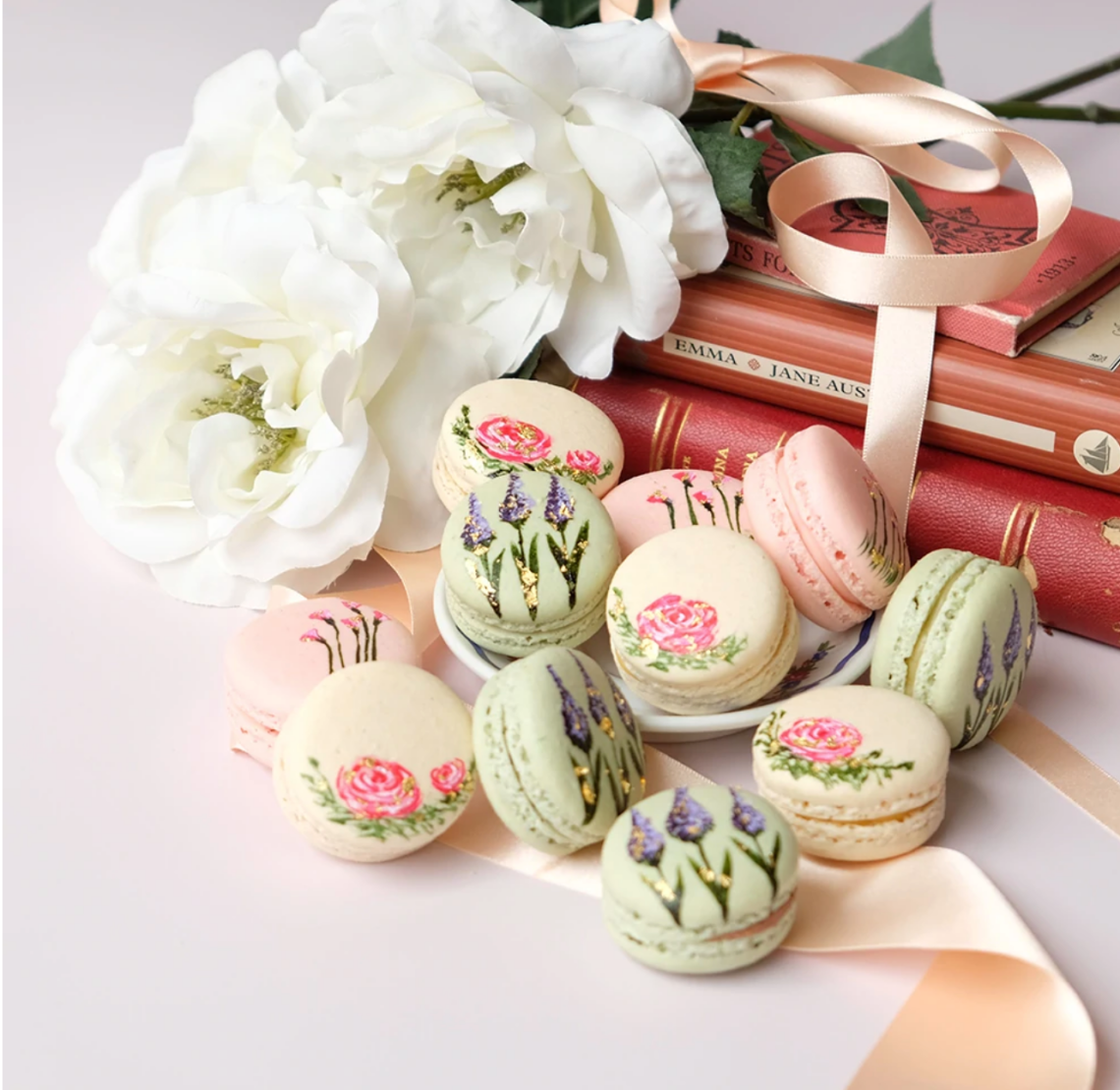 9 Questions With Luxury Macaron Designer, Emma Dodi - The Wedding Edition