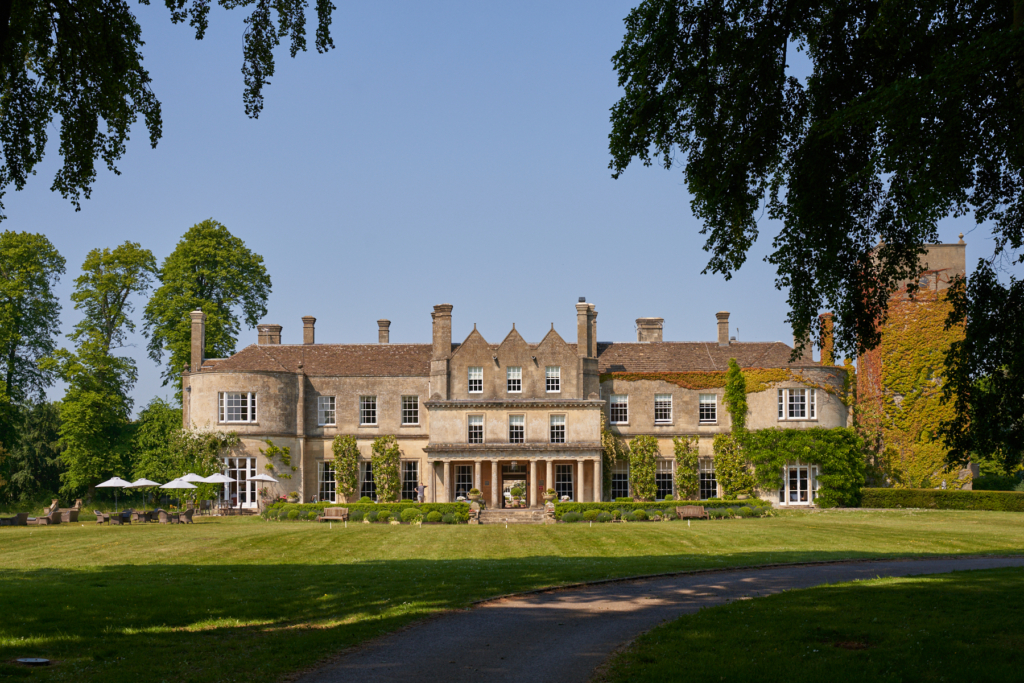 Is Lucknam Park The Wedding Venue For You? - The Wedding Edition