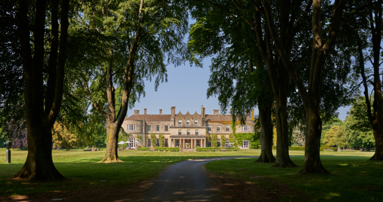 Is Lucknam Park The Wedding Venue For You? - The Wedding Edition