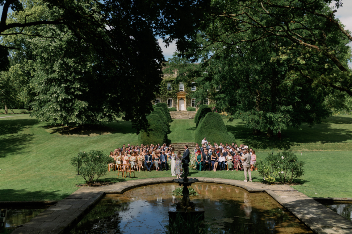Inside: An Al Fresco Wedding At Cornwell Manor The Wedding Edition