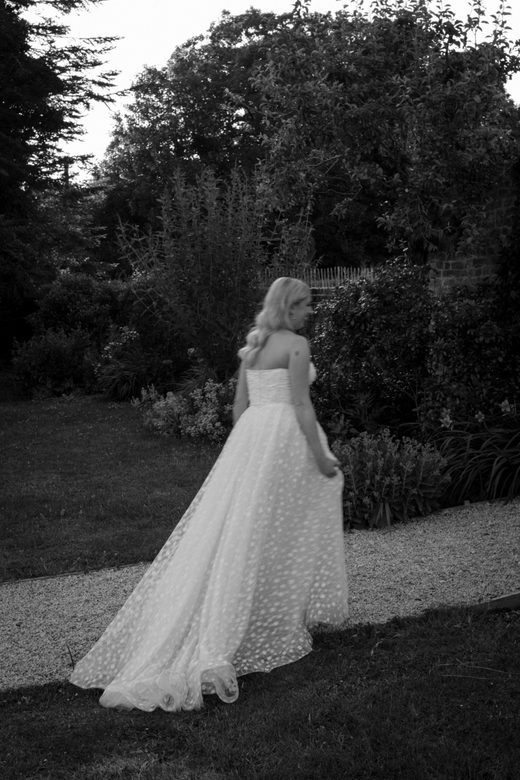 Inside: A Relaxed Outdoor Wedding In Cornwall The Wedding Edition