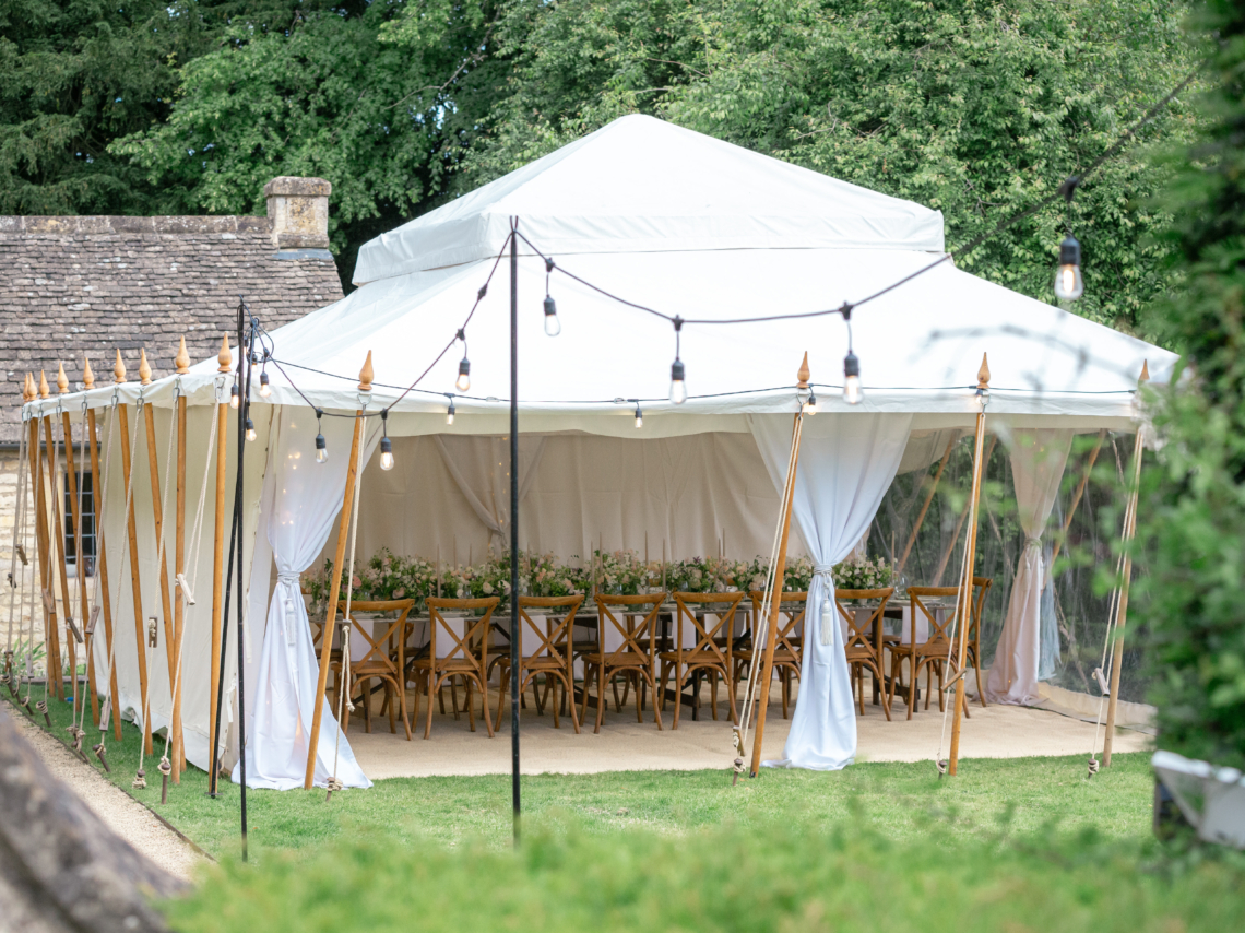 7 Steps To Decorating A Marquee For Your Wedding - The Wedding Edition