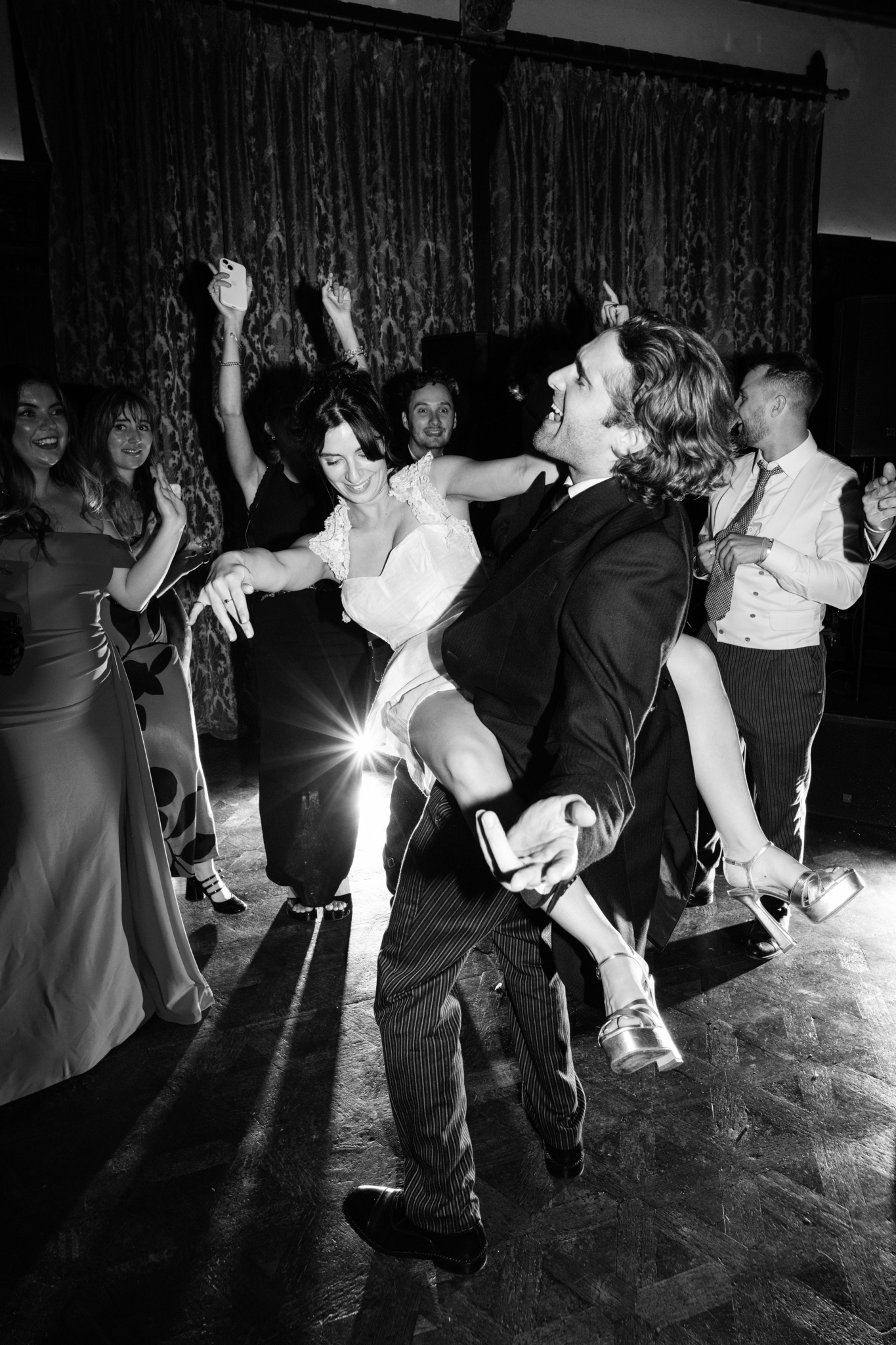 Inside: A Quintessentially English Countryside Wedding - The Wedding ...